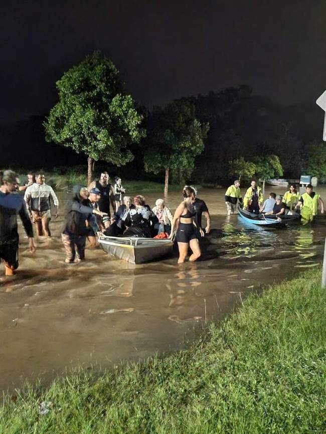 Friends and wider communities urged to support flood appeal | Tweed ...
